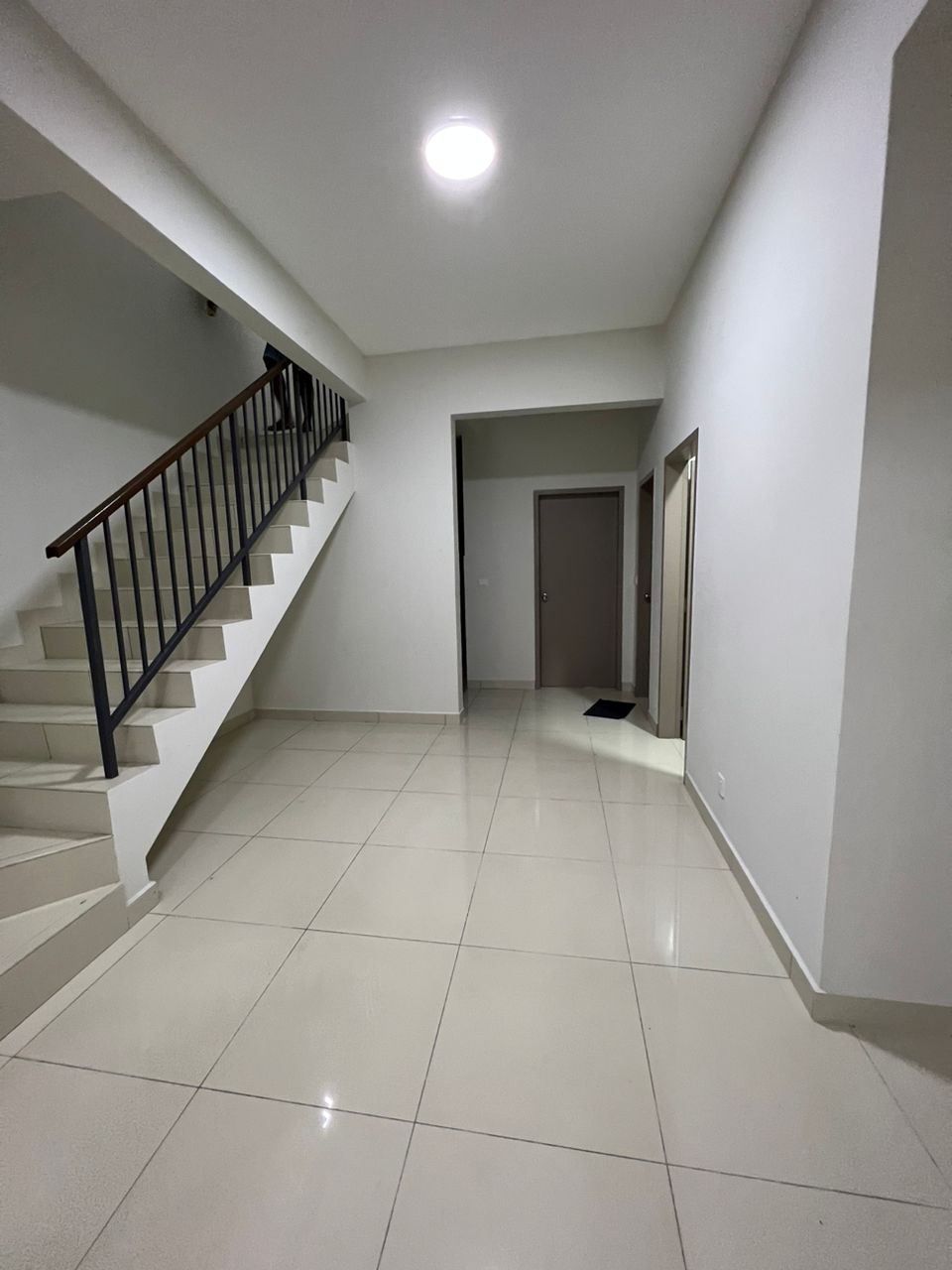 Rent Elegan Residensi, Puchong with Zero Deposit - 3 room Landed for ...