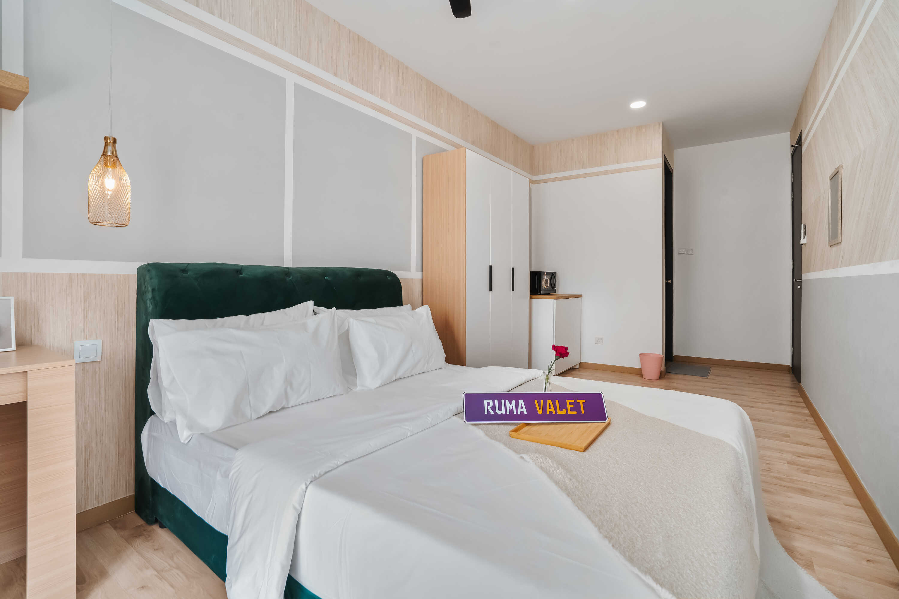 Rent Emporis, Persiaran Surian, Kota Damansara, Petaling Jaya with Zero ...