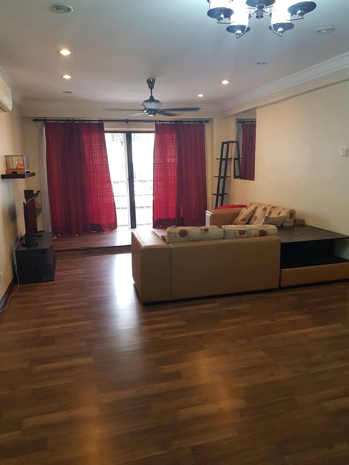 Rent VISTA KOMANWEL A with Zero Deposit - 3 room Highrise for rent in , , Malaysia. Book a 360 ...