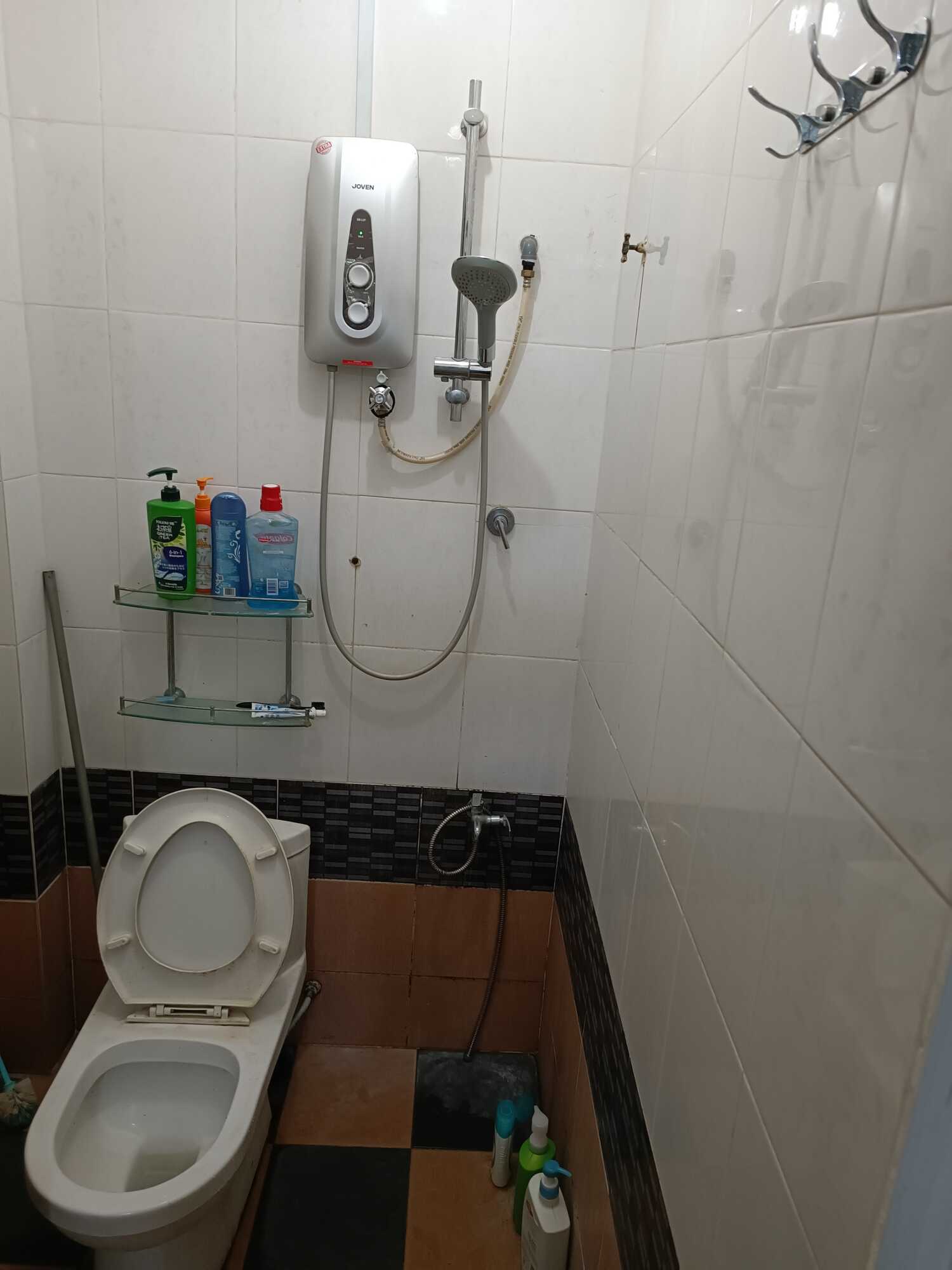 Rent USJ 14 Double Storey Terrace with Zero Deposit - Room for rent in ...