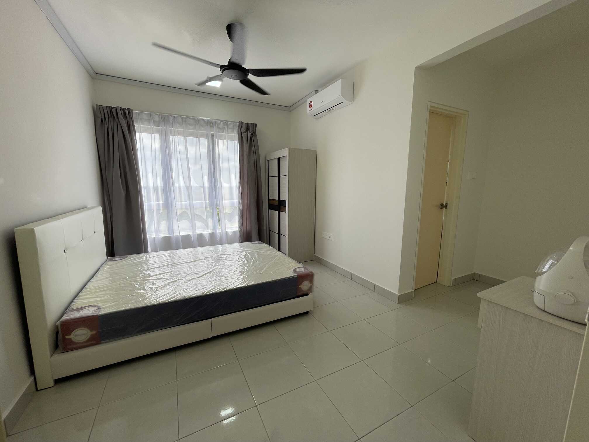Rent Aspire Residence, Cyberjaya with Zero Deposit - Room for rent in ...